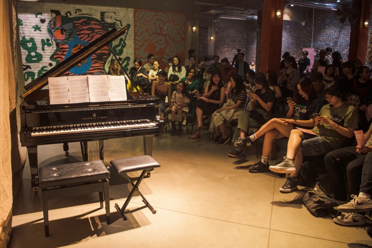 Schubert in a Mug: Intimate classical music concerts for all - Môi ...